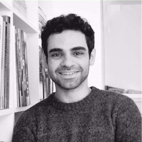 How to Create Intuitive Products by Imitating Physicality | IxDF